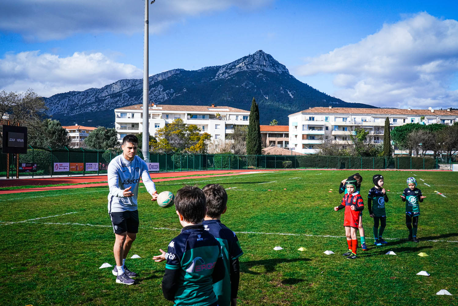 MIG : retour en photos sur le déplacement du RCT à La Crau et La Garde ...